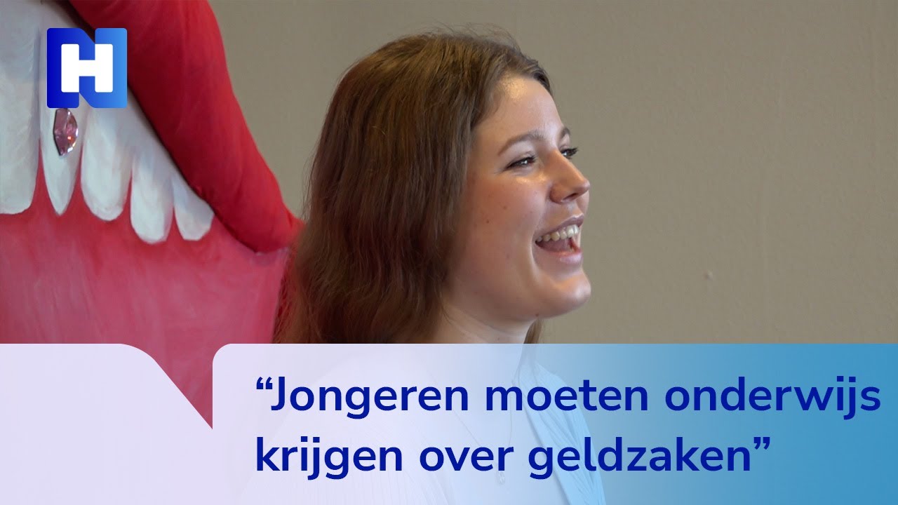 Emma leert jongeren over geldzaken op TikTok als 'skere student' - YouTube