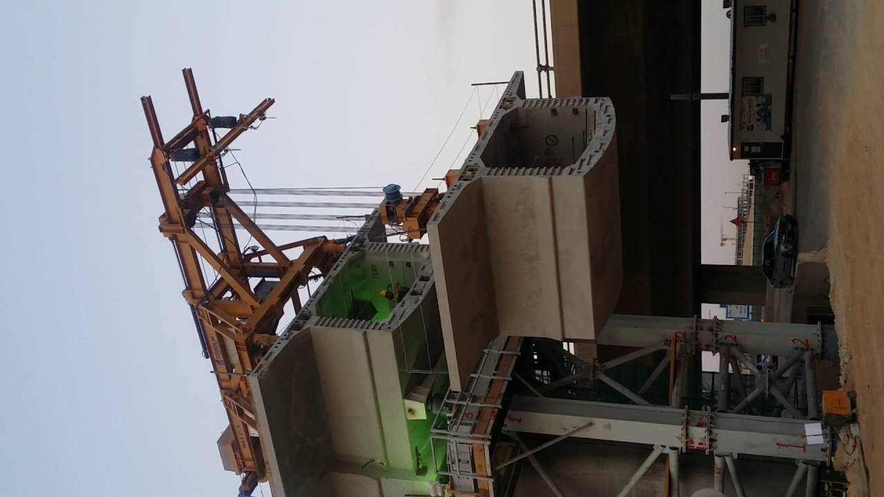 Erection typical segment by lifting frame ( Balance Cantilever method ...