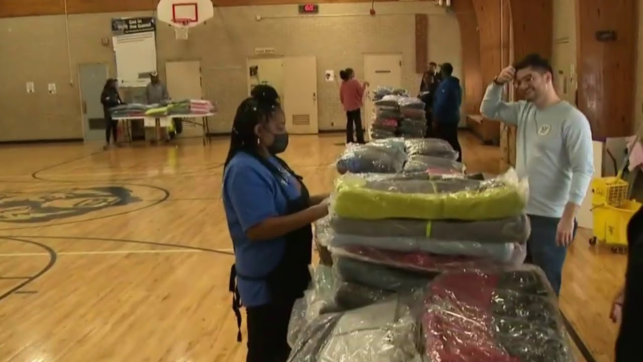 Amazon donates and delivers hundreds of coats to Pontiac elementary ...