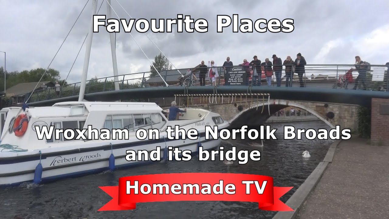 Norfolk Broads boats at Wroxham and its famous bridge - YouTube