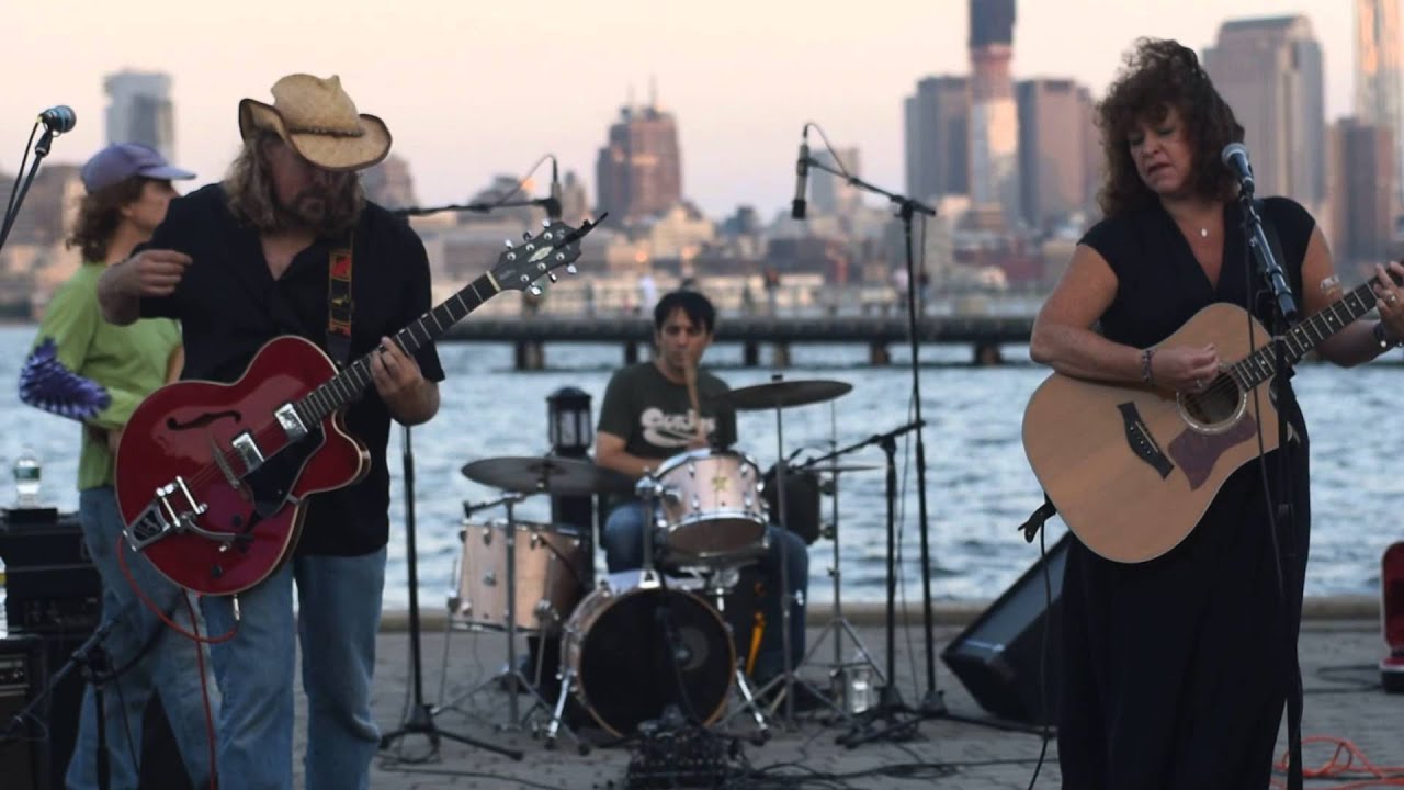 Abbe Rivers Band Sing cover"I'm a Creep", "So Very Special" - YouTube