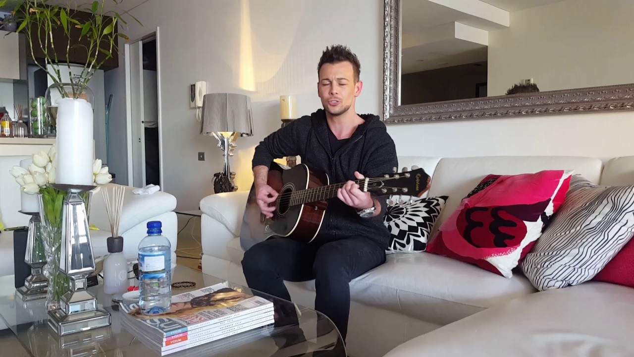 Jordan Wignall - Throw Your Arms Around Me (acoustic cover) - YouTube