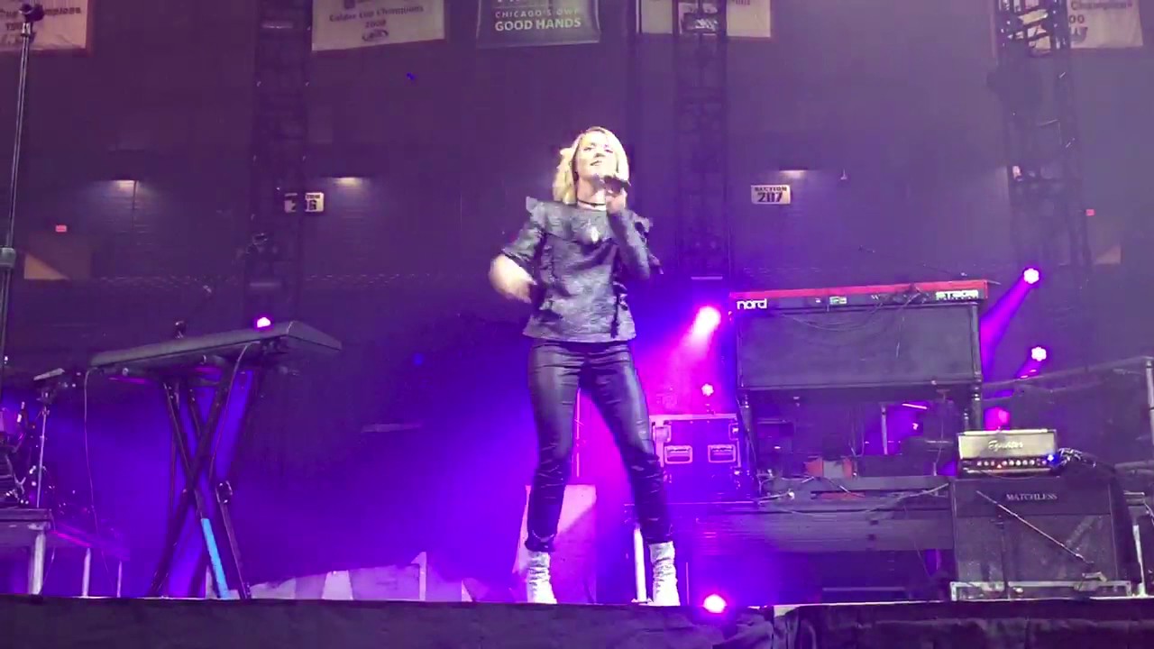 Sarah Reeves // [Live] - YouTube