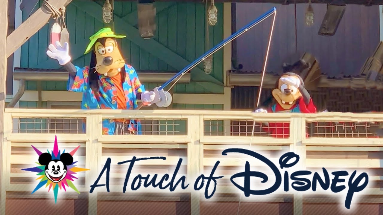 [4K] Goofy and Max at ‘A Touch of Disney’! THE PERFECT CAST ...