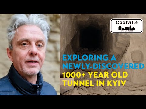 Exploring a newly-discovered 1000+tunnel year old tunnel system in Kyiv ...