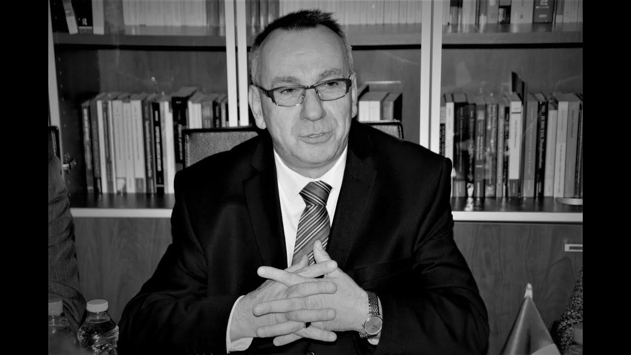 FAKTE: Prof. Dr. Enver HASANI, Pjesa 2 - YouTube