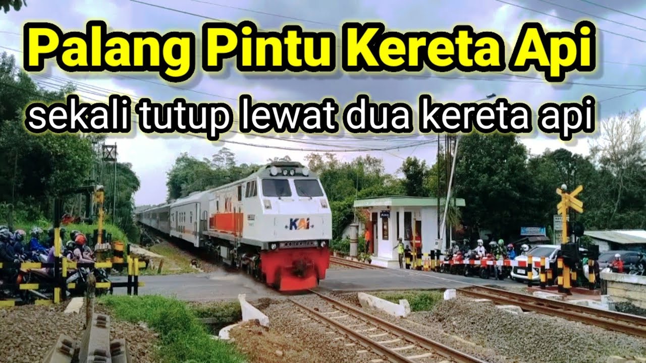 Railroad Crossing | Video Live Kereta Api kompilasi kereta api daop 5 ...