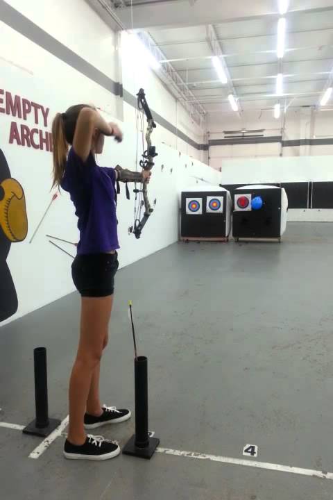 Archery balloon pop - YouTube
