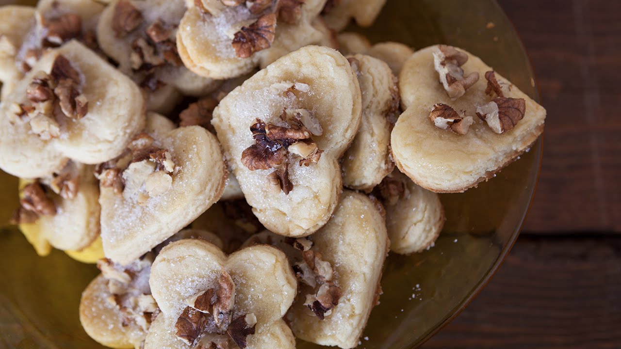 Gurabije - Biscuit made from flour, honey, cooking fat - Bebina kuhinja ...
