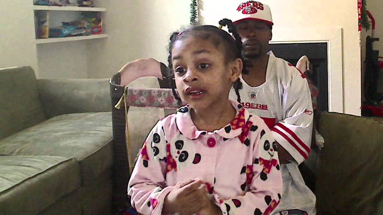 BEAUTIFUL little girl singing R Kelly "When a woman loves" the new ...