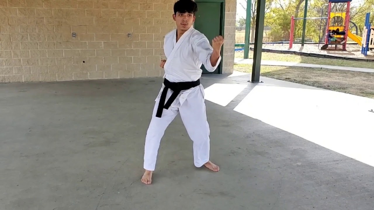 Shotokan Karate Koshi Kaiten Hip Rotation Drill by Corpus Christi ...