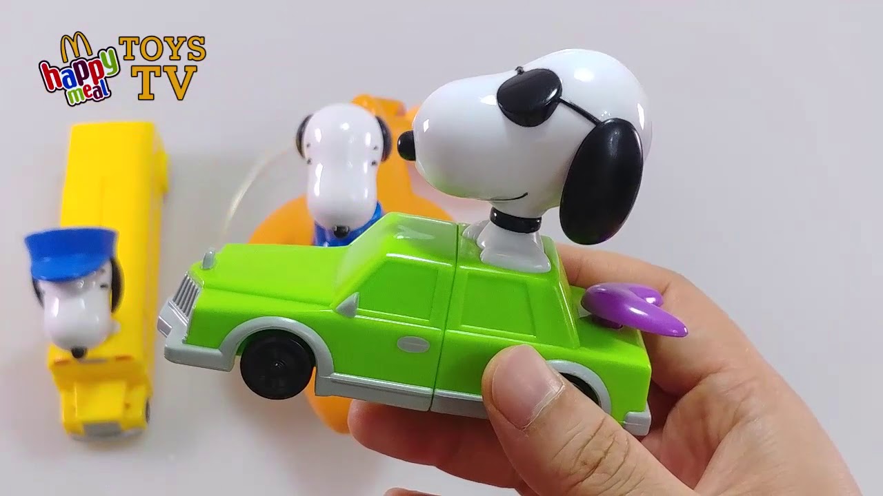 2005 BIG SNOOPY & PEANUTS McDONALDS HAPPY MEAL TOYS VIDEO REVIEW - YouTube