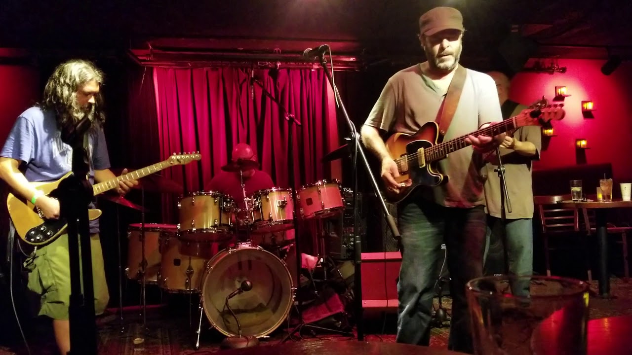 Mike Piehl , sitting in with Tim Gearan last night - YouTube