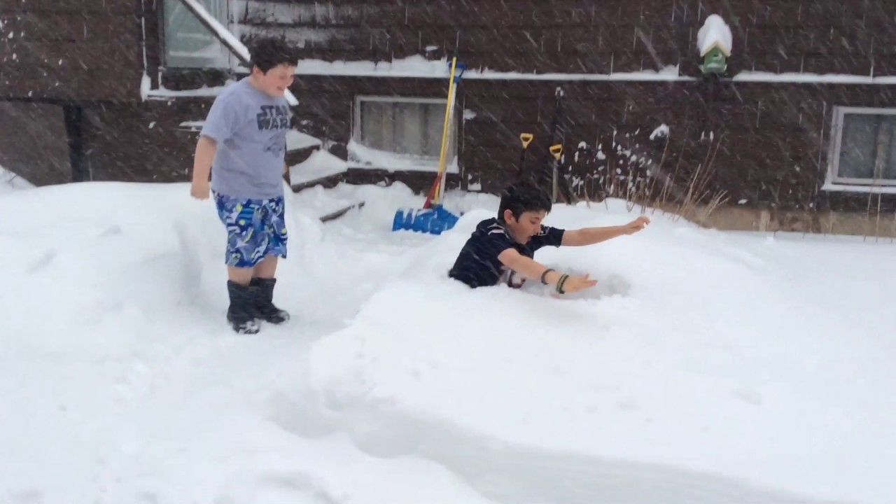 Jumping in the snow with bathing suits on!!!/so cold!! ️ ️ - YouTube