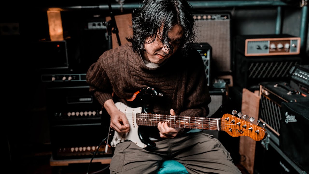 【Brush eight】TMG Guitar Co. Dover SSS Black over Pink Paisley “Roasted 5A Super Flame Maple ...