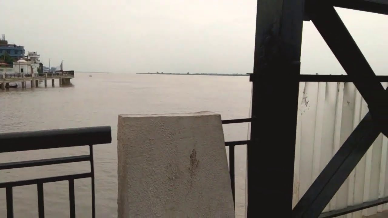 Ganga.. River flows in patna - YouTube