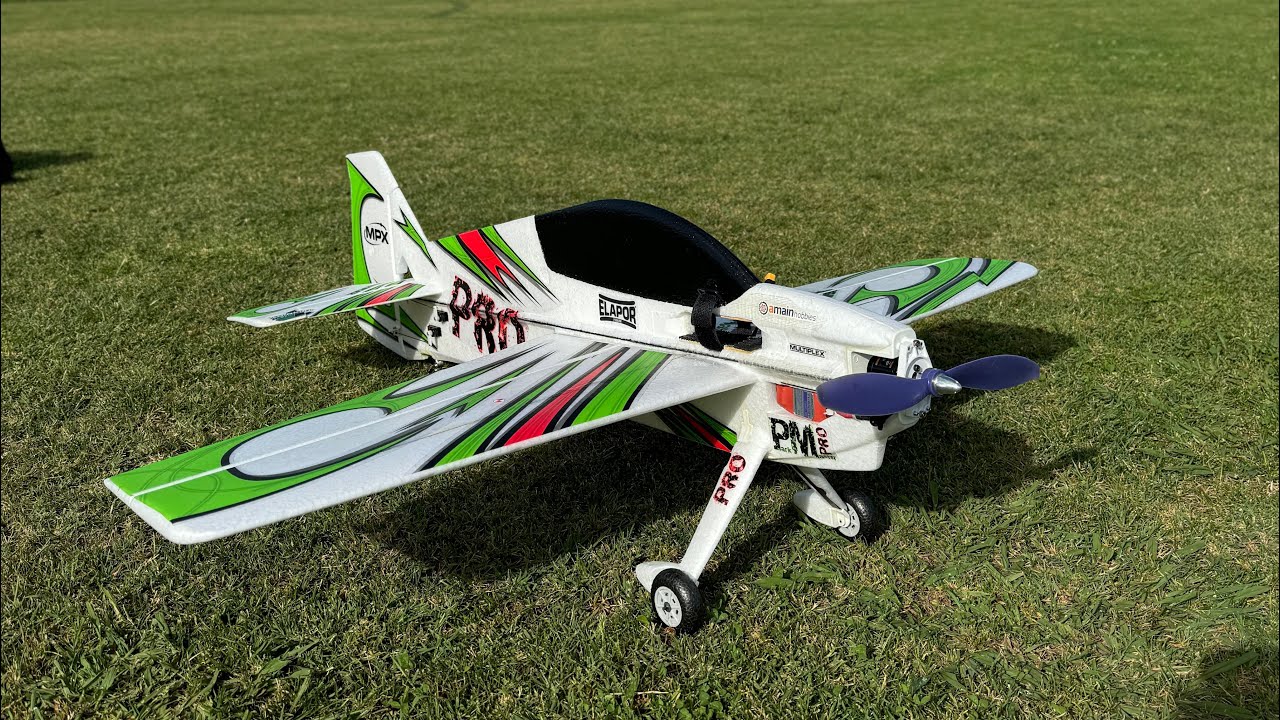 Great day flying my Multiplex Parkmaster Pro - YouTube