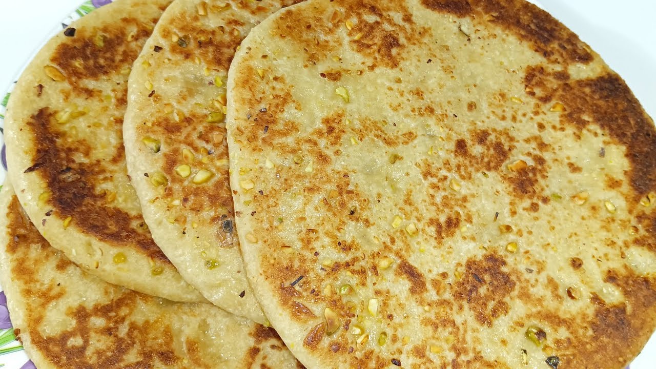 Roghni naan recipe on tawa perfect naan bread recipe | roghni naan ...