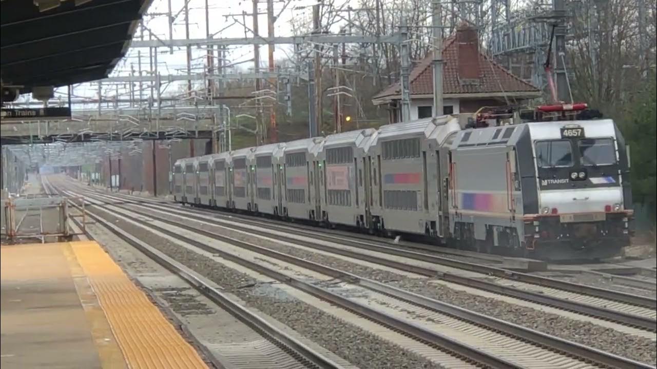 NJT 4657 Pushes Multilevel set to NYP - YouTube