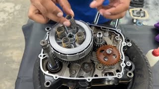 Engine Rebuild Tutorial : TVS Victor (3 Valve) #bike #shortvideo #tvshow