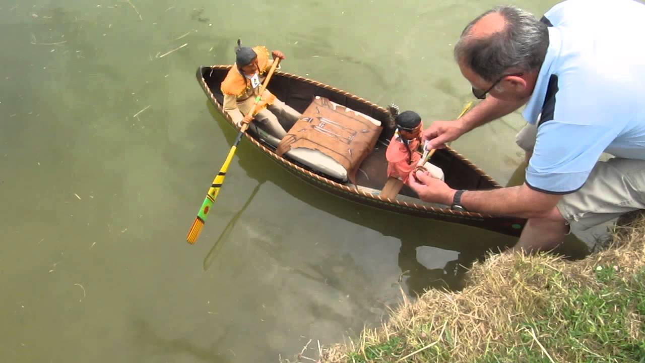 LACMN 2015 Luisant RC : Le canoé indien de Roger - YouTube