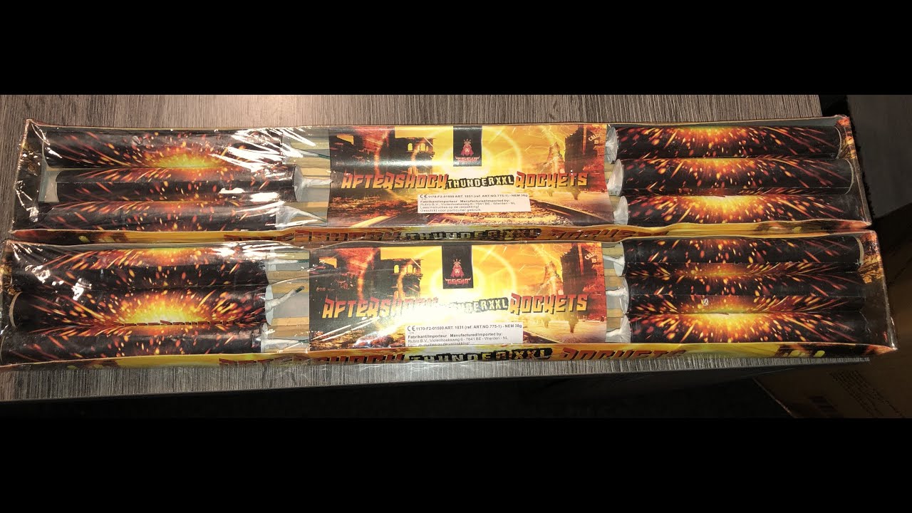Aftershock Rockets| Rubro Vuurwerk - YouTube