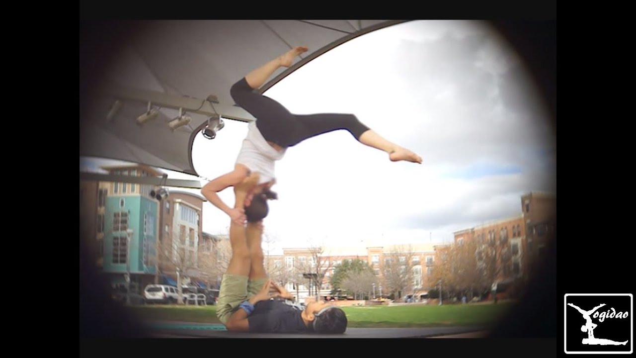 Reverse Star - Acro Yoga Tutorial - YouTube