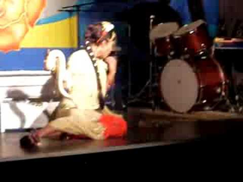 snake dance - YouTube
