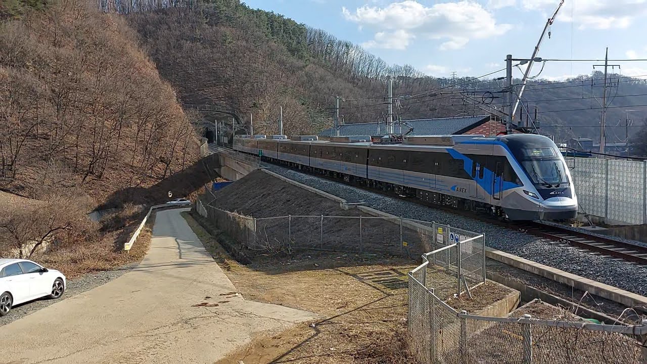 공항철도 AREX A223 신형 전기동차 철도종합시험선로 왕복 시험운전 - YouTube