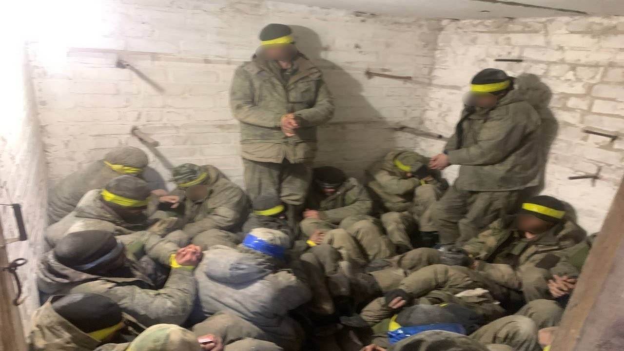 HUNGER GAMES - RUSSIAN SOLDIERS ARE SURRENDERING WITHOUT FOOD AND WATER ...