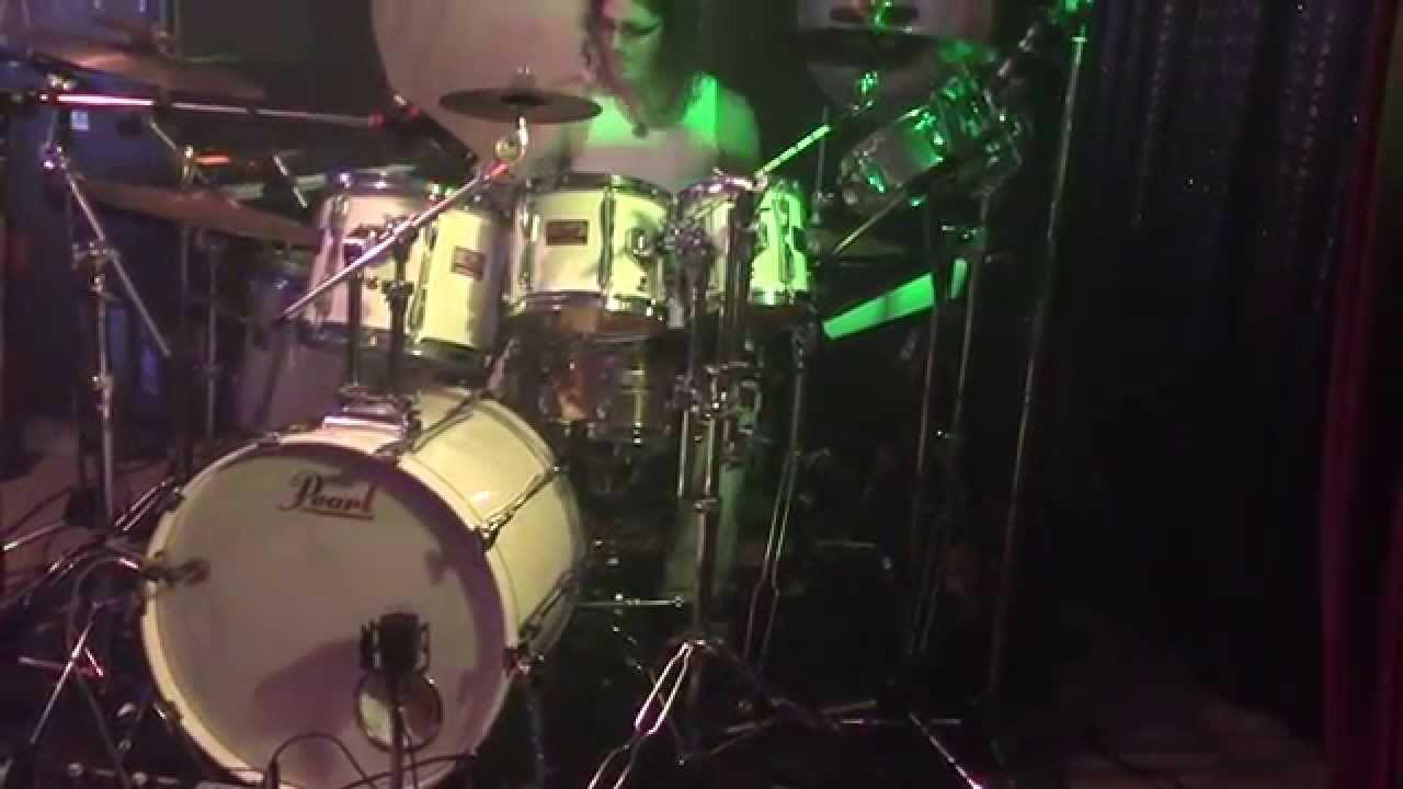 Drum Solo : NODDYS PUNCTURE (ELP tribute) Steve Roberts (drums) - YouTube
