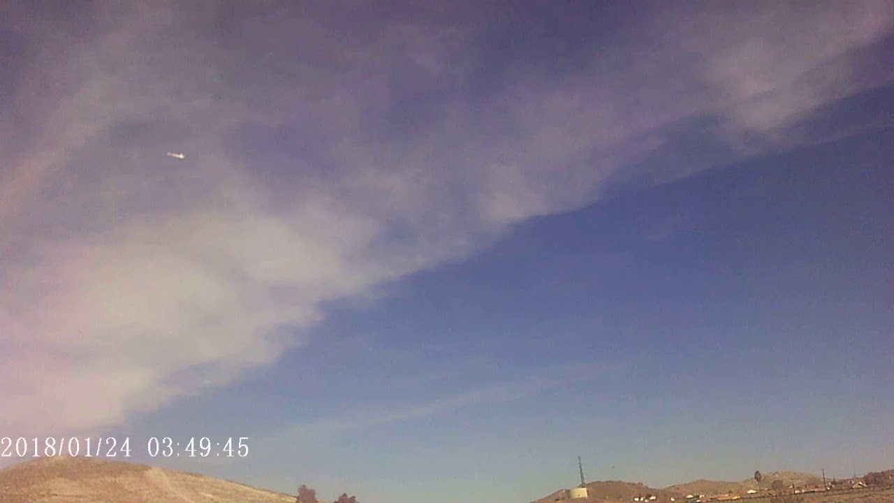 15" Span by 40" Chord Slender Delta Aerobatics - YouTube