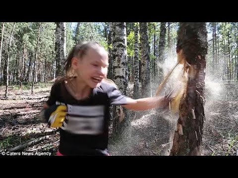 Batang Babae Sa Russia Halimaw Ginagawang Punching Bag ang PUNO !