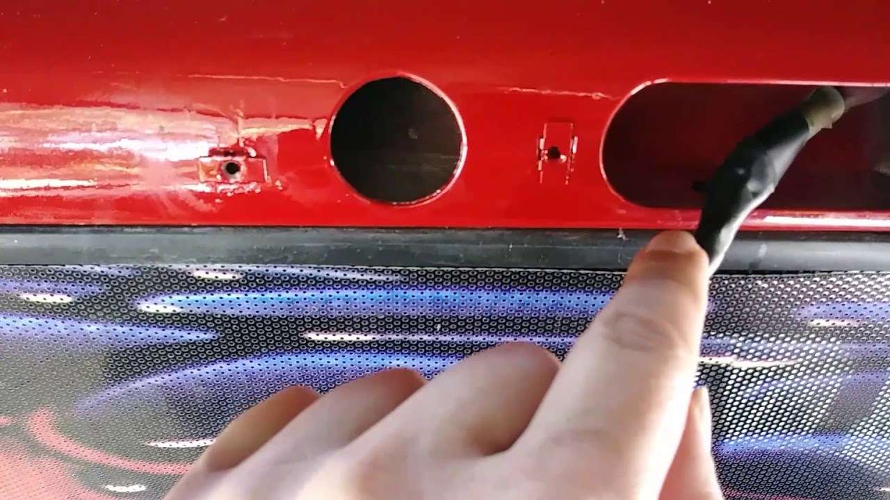 Chevy Silverado LED third brake light fix - YouTube