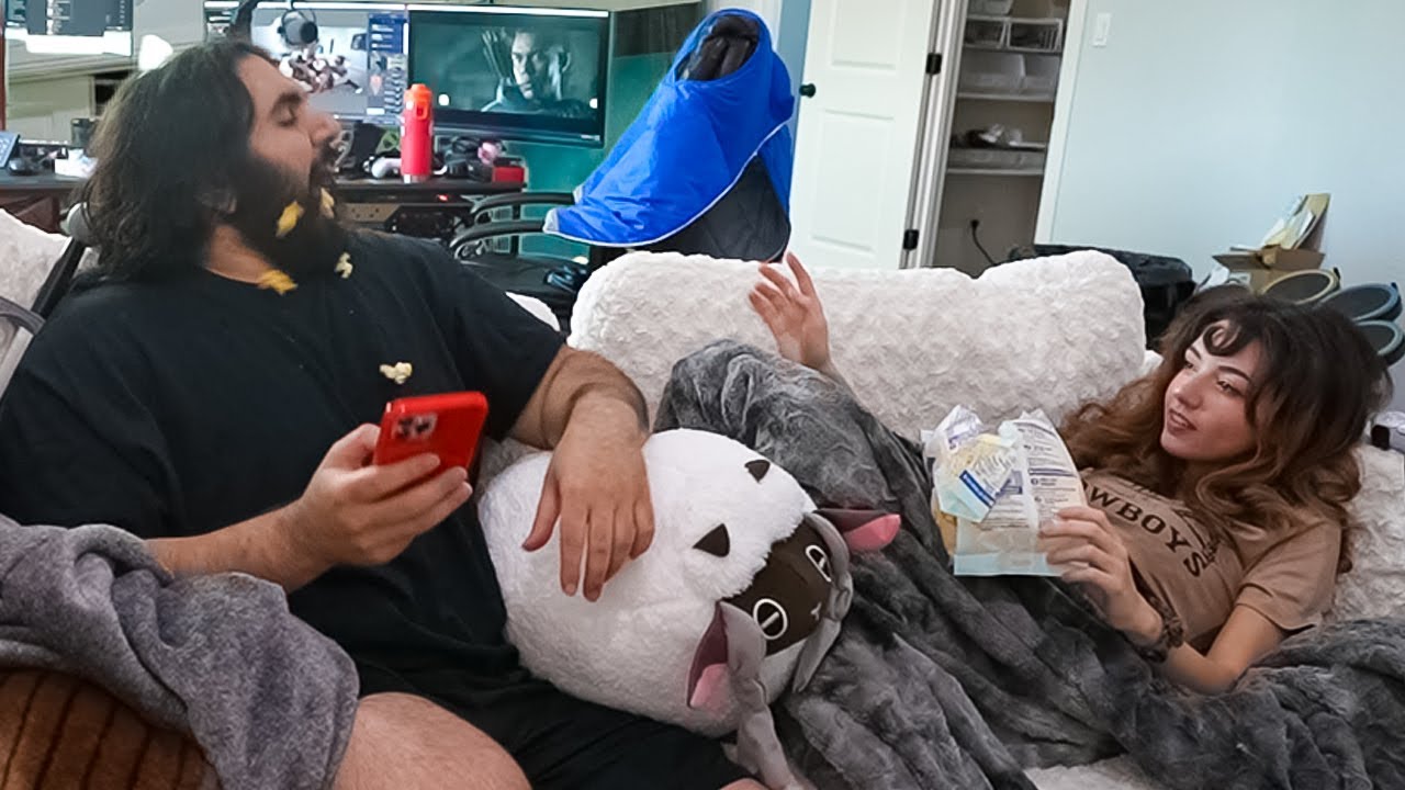 Bonnie And Esfand Enjoying Each Other - YouTube