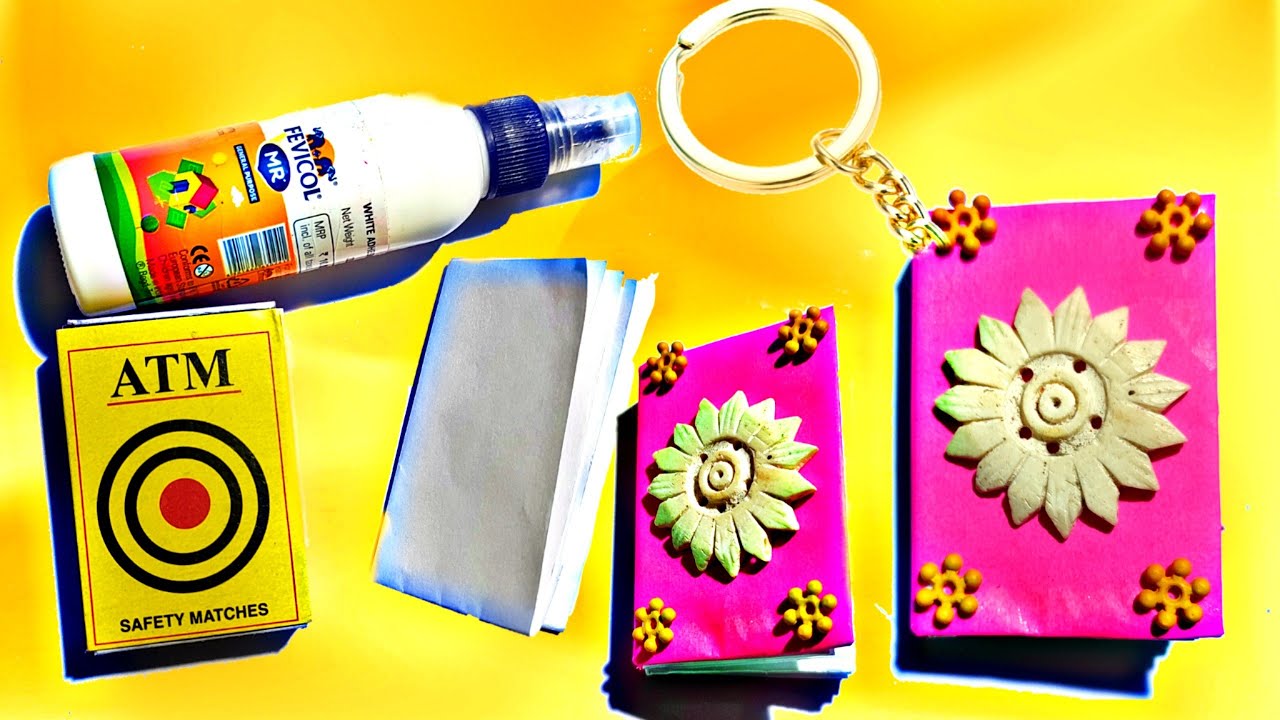 Beautiful diary key ring craft home made key ring घर पर एक की रिंग कैसे ...