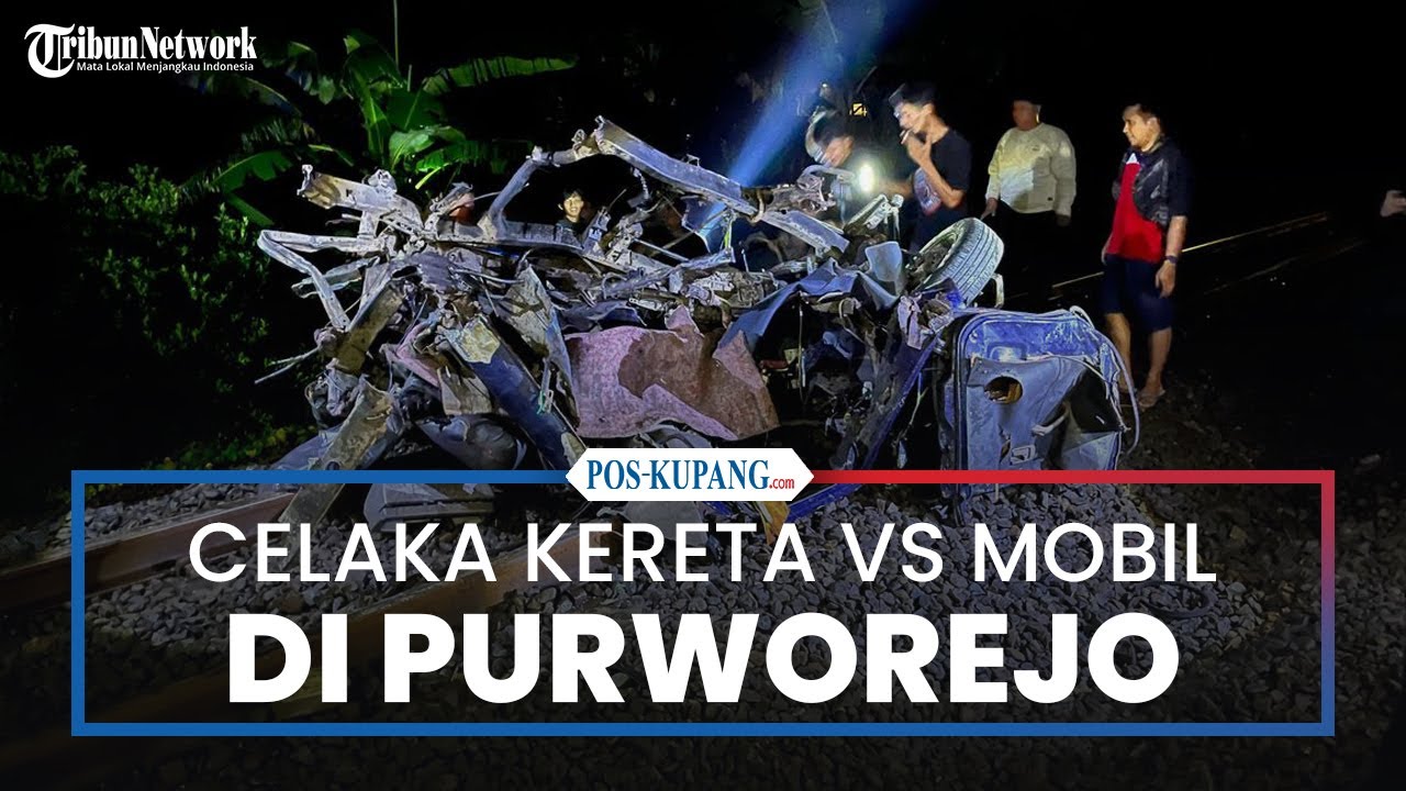 Kereta Api Turangga Tabrak Mobil di Purworejo, Jalur KA Terganggu - YouTube