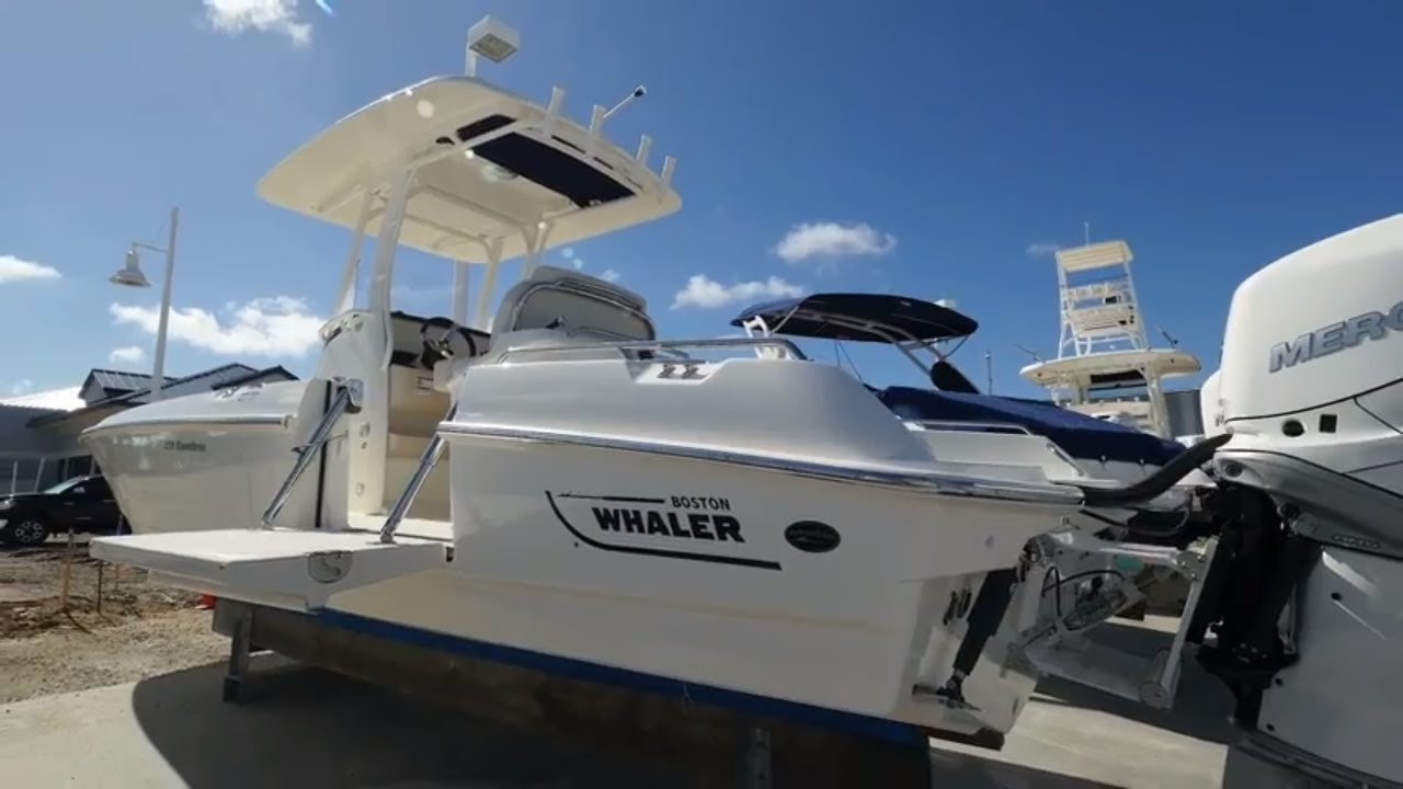 2018 Boston Whaler 27 Dauntless Boat For Sale at MarineMax Wrightsville ...