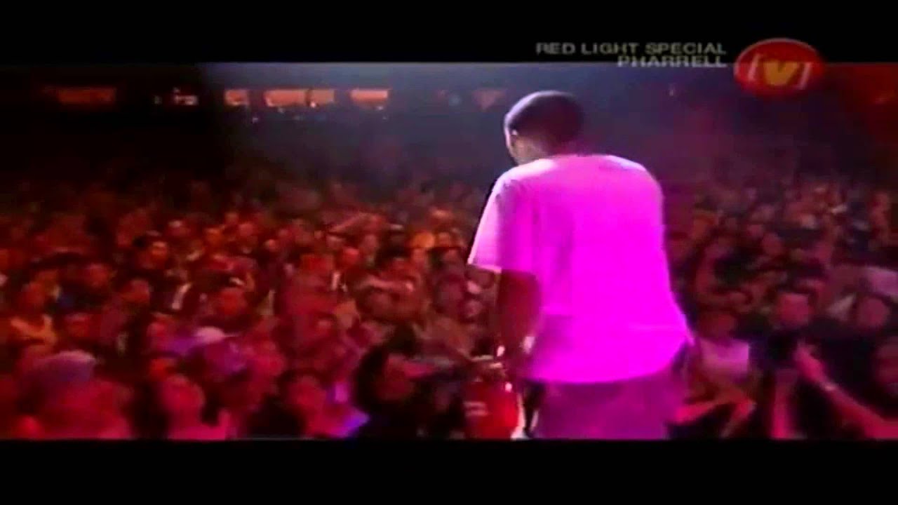 Pharrell Williams - Frontin' (Live) - YouTube