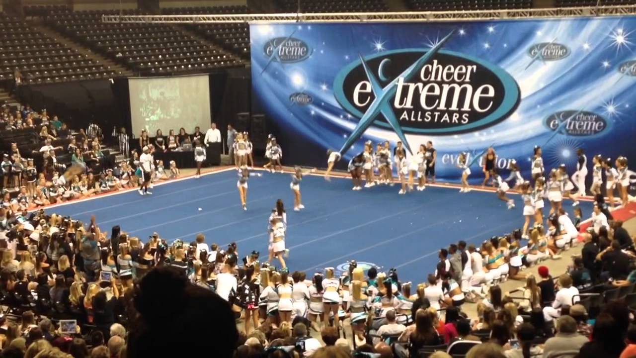 Junior Elite Princesses Showcase 2013 HD - YouTube