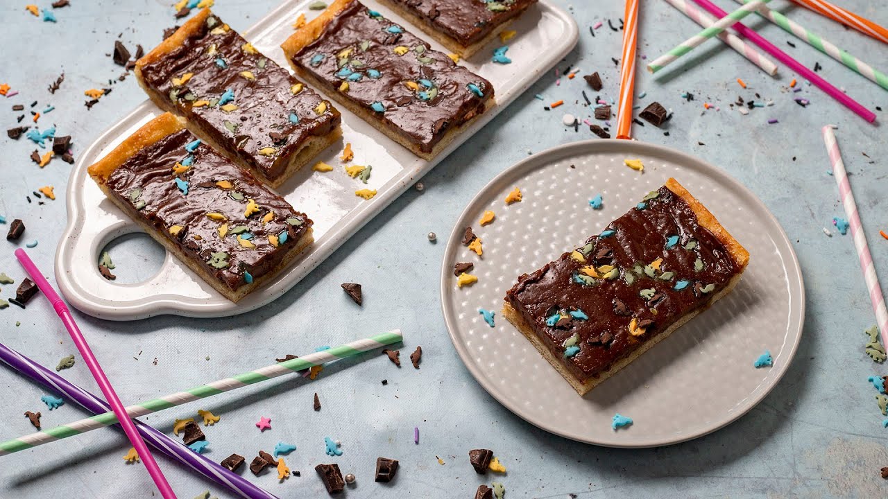 Csokis pizza | Mindmegette.hu - YouTube