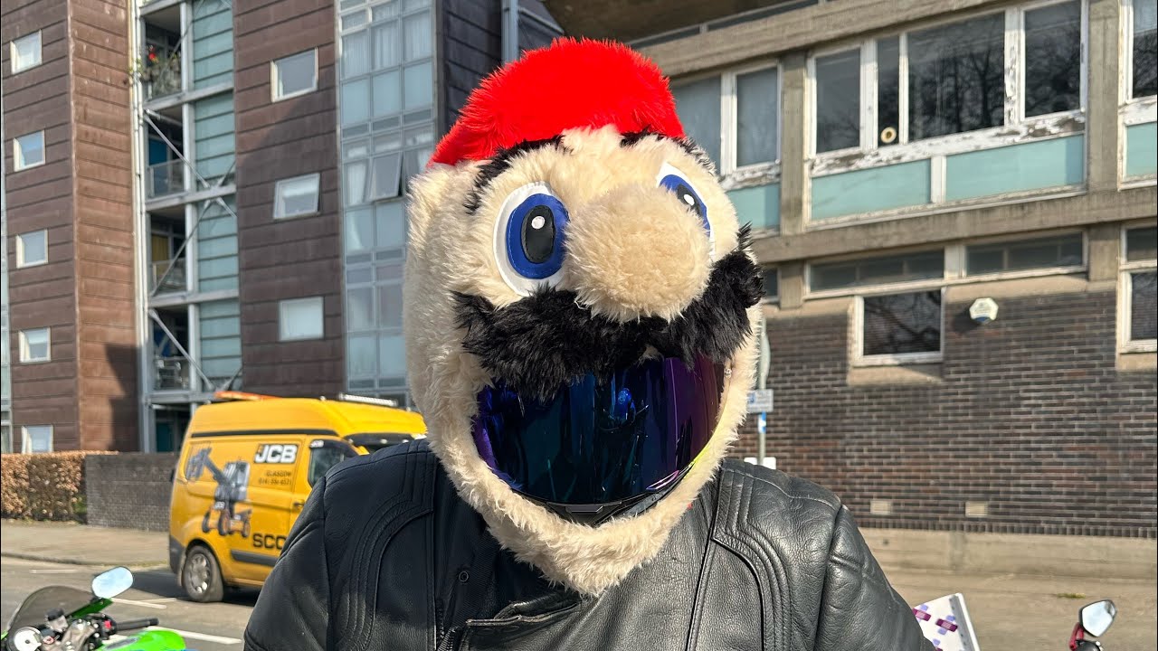 Glasgow Easter Egg run 2023 - YouTube