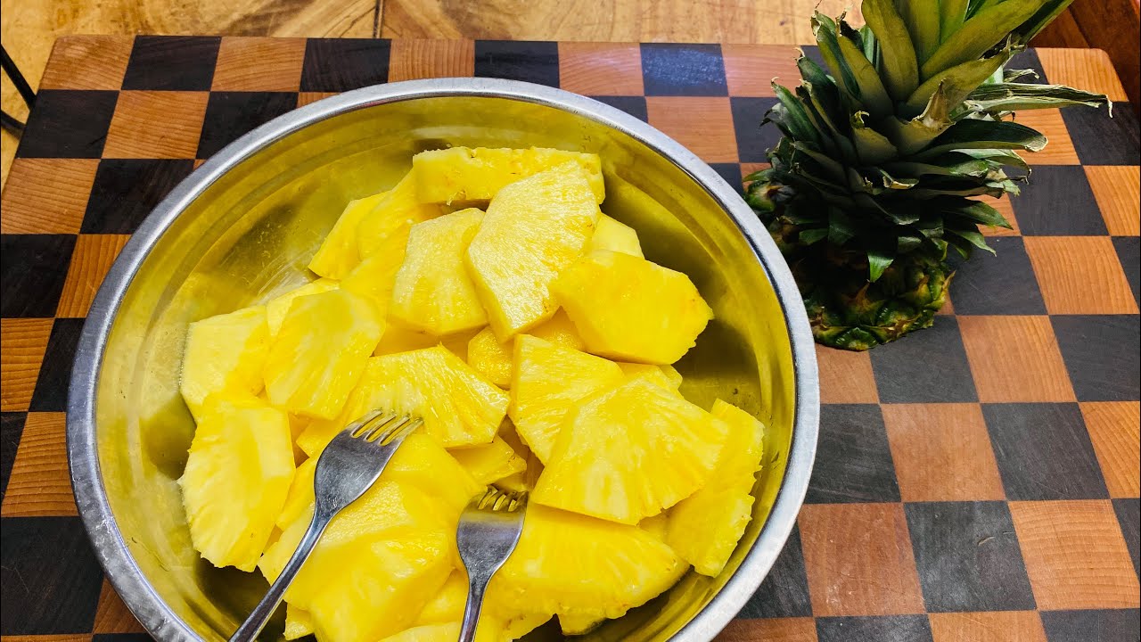 Come pulire e servire l’ananas in due minuti - YouTube