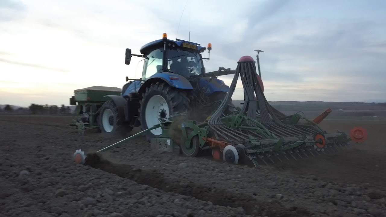 Aberbothrie Farms sowing Spring Barley in Perthshire with New Holland’s ...