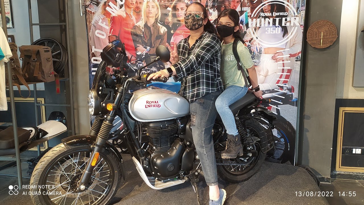 Royal Enfield Hunter 350 - Comparison Review & Test Ride of Classic ...