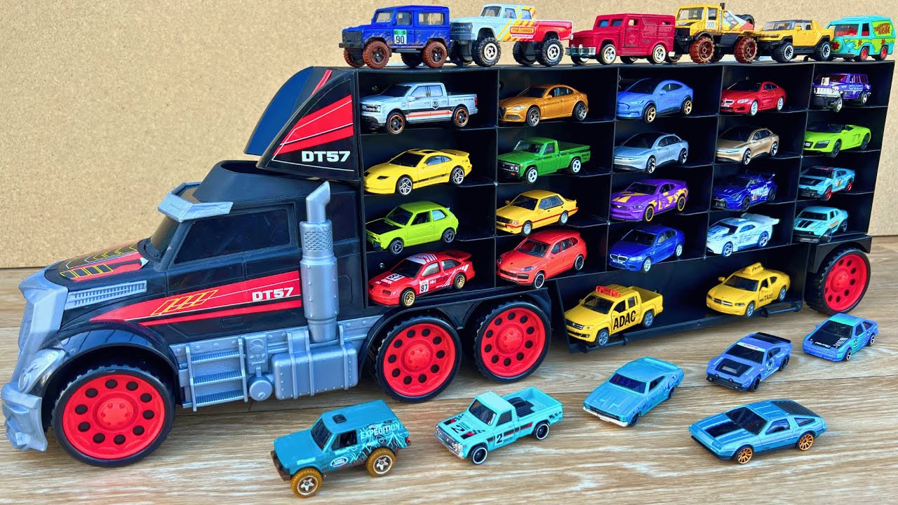 Welly Car Transporter with Small Metal Cars | Diecast Showcase - YouTube