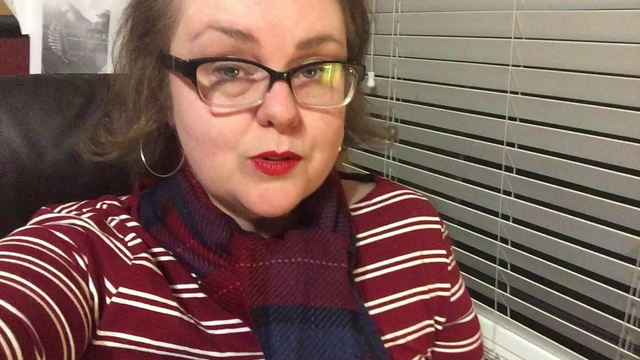 Jenn Bennett's New Year's Resolutions - YouTube