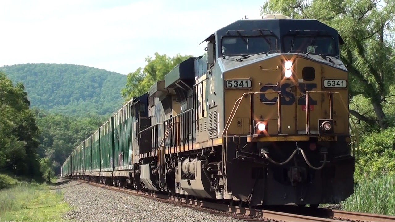 CSX Freight ES44DC 5341, C40-9W 9002 Iona Island NY - YouTube