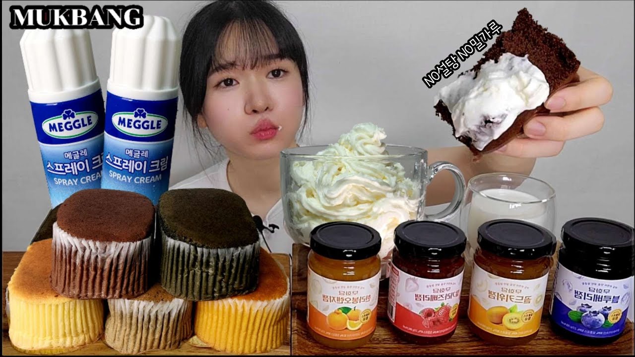 카스테라 잼 디저트 먹방🍞 생크림 푹 찍어서,,🤍 설탕X 밀가루X 다이어터들 드루와~ Bread Jam mukbang - YouTube