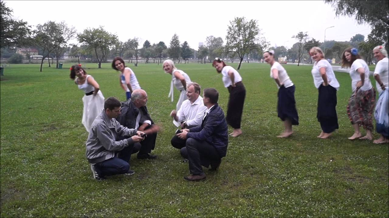 Rēvele aicina dejot! - YouTube